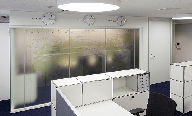 CMB JAPAN LTD. 様のコクヨのプランナーウォール納入事例【コクヨファニチャー】